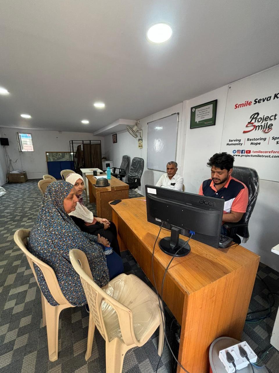 Home [projectsmiletrust.com]